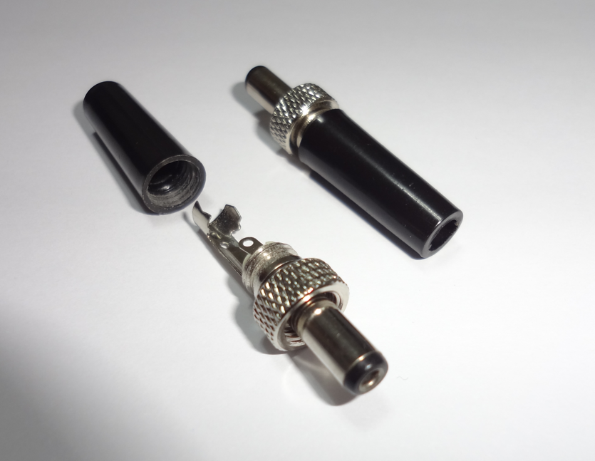 DC电源插头 2.00mm内径，5.50mm外径 焊接 - AAAconn-连接器的世界